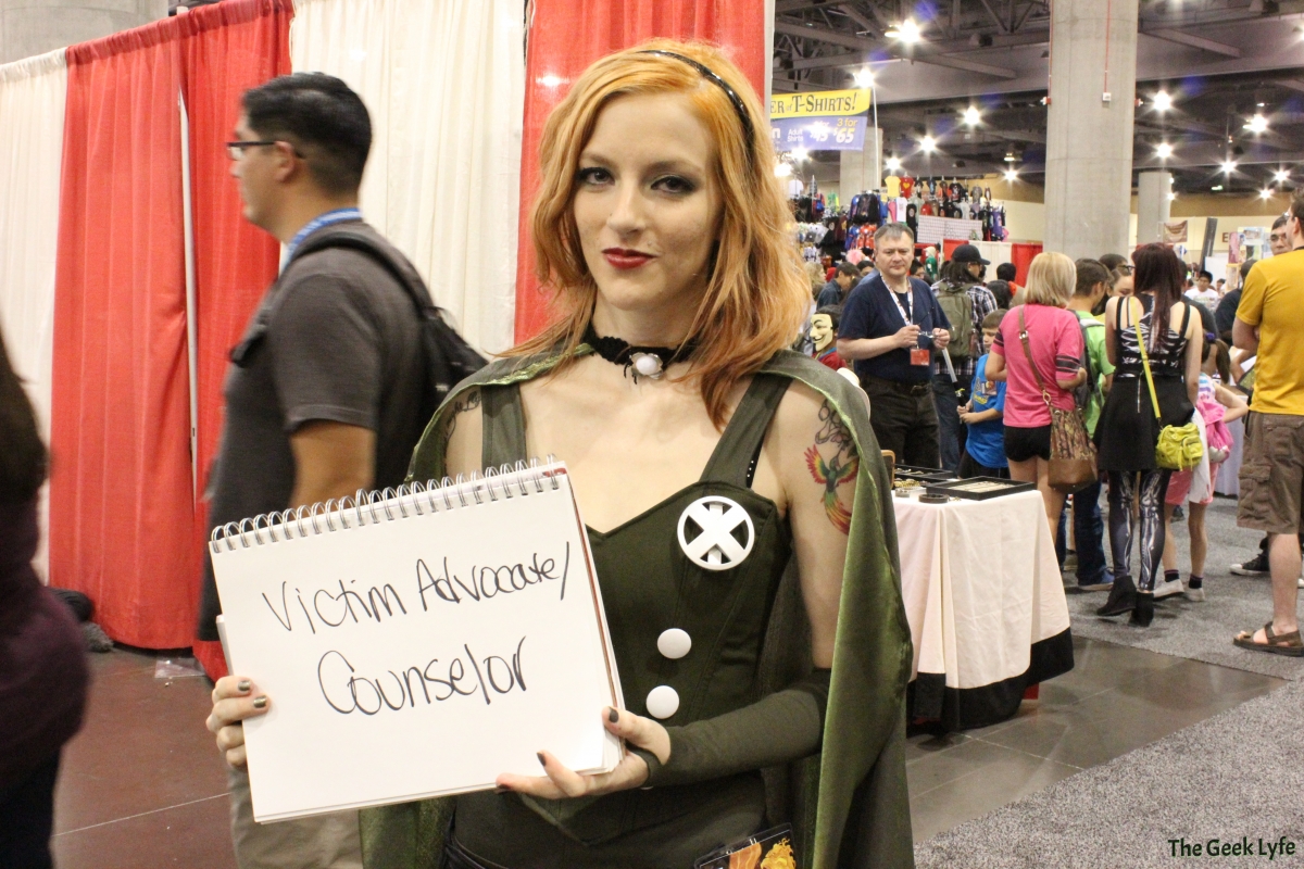 Photo Gallery - Cosplayer Jobs - Phoenix Comicon 2016 - The Geek Lyfe