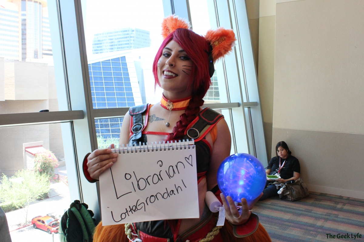 Photo Gallery - Cosplayer Jobs - Phoenix Comicon 2016 - The Geek Lyfe